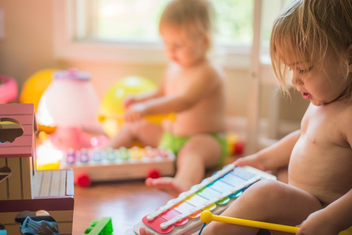 Why Baby Gate Play Areas Are Great For Keeping Kids Out Of Spaces ...